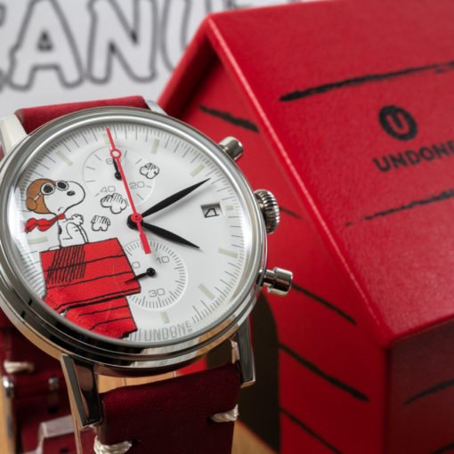 UNDONE Peanuts-Uhr / Moonwatch: Sonderedition mit Snoopy, Charlie Brown ...