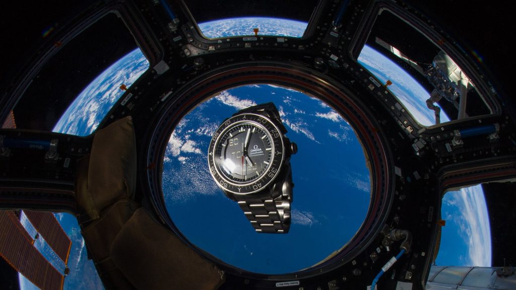 Omega X33: Hintergründe zur offiziellen Uhr der SpaceX Demo-2-Mission ...