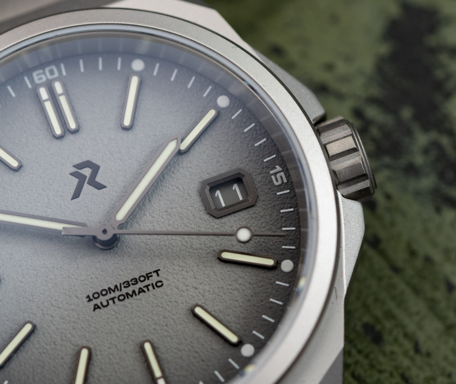 RZE Watches: Resolute Titan-Field Watch im Test