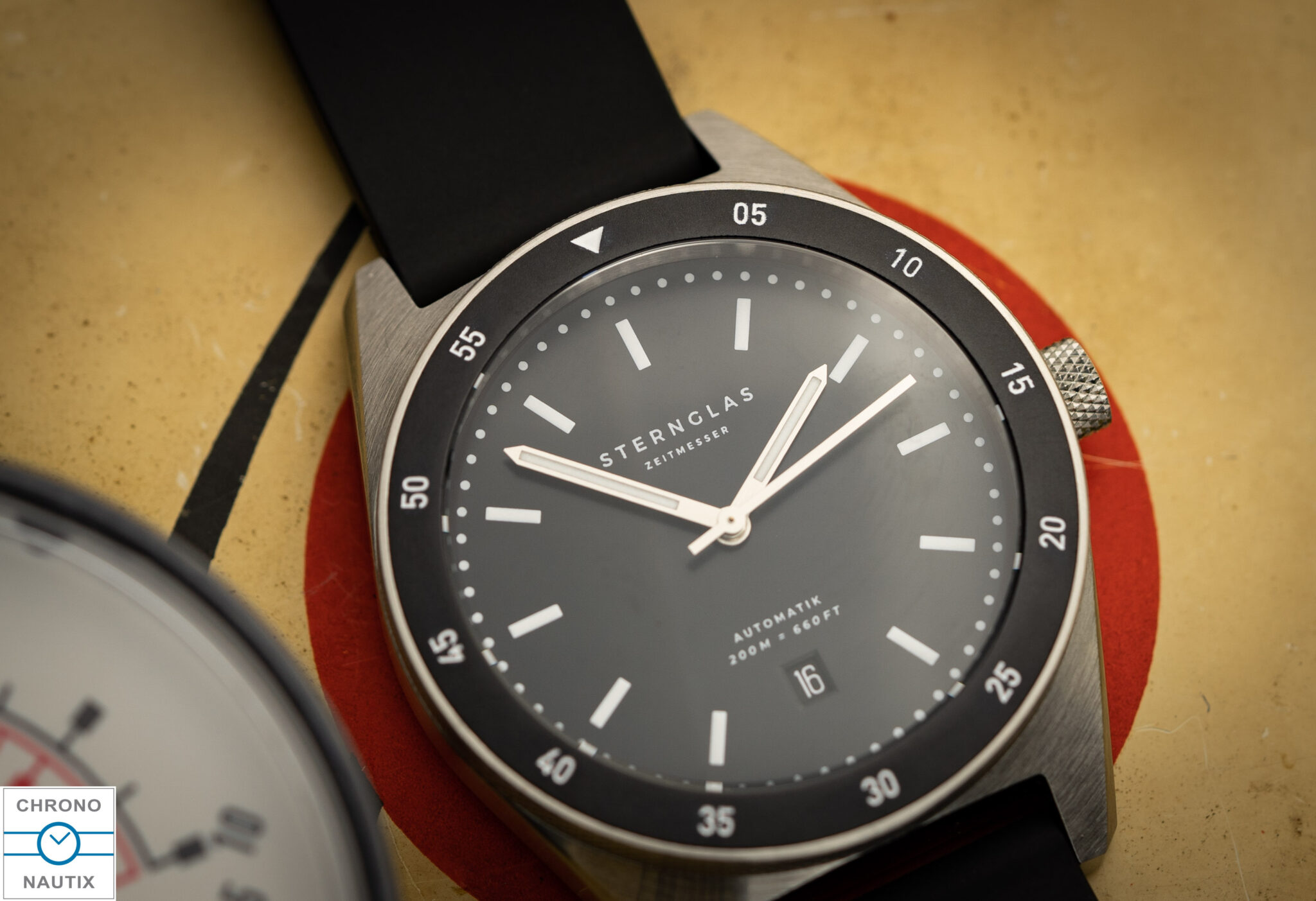 Sternglas Marus: Dressiger Design-Diver im Test | CHRONONAUTIX Uhren-Blog