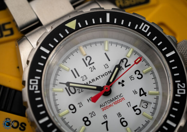 Mit frostigen Facetten: Marathon Arctic Edition Large Diver’s Automatic ...